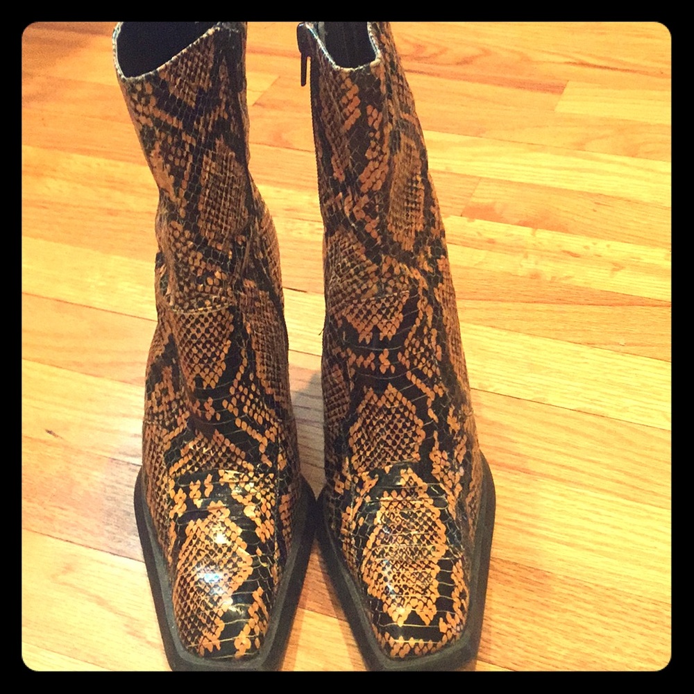 Genuine Snakeskin Boots - Gem
